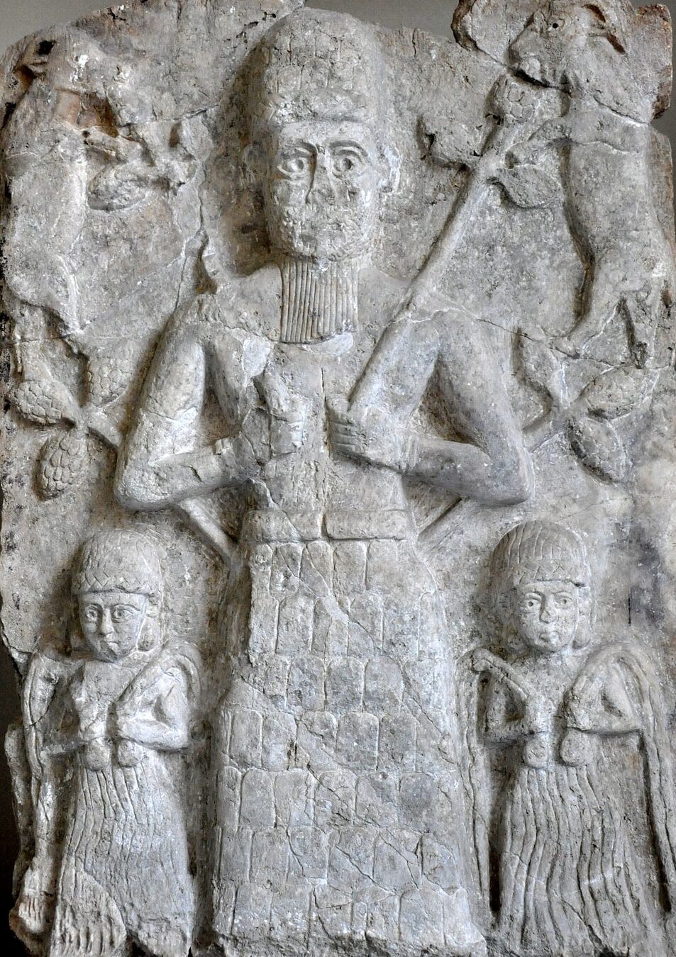 Adad: Dios de la tormenta y la fertilidad en la antigua Mesopotamia